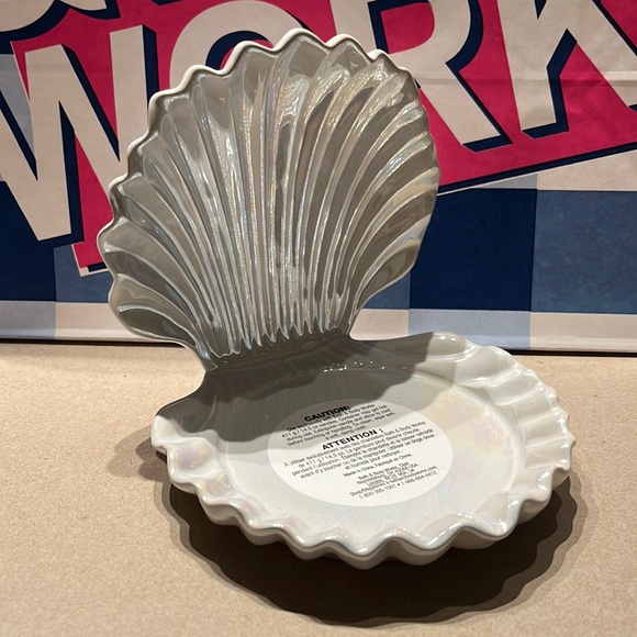 Bath & Body Works | Accents | Candle Holder Bbw Clam Shell | Poshmark